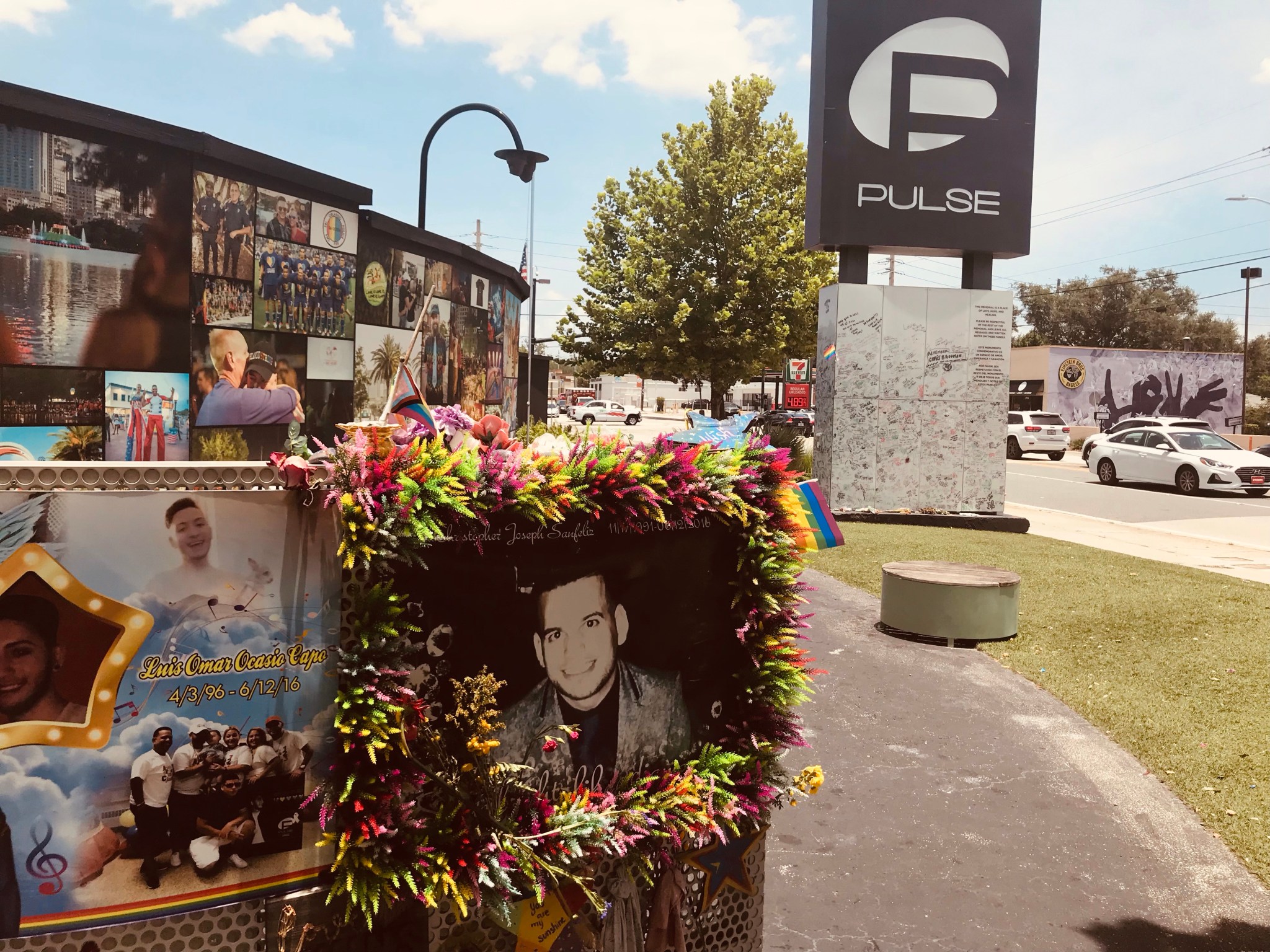 The rest of my Pulse Memorial photos – Sykeology